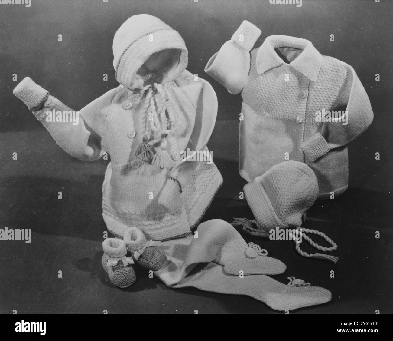 Queen elizabeth ii baby pram Black and White Stock Photos & Images - Alamy