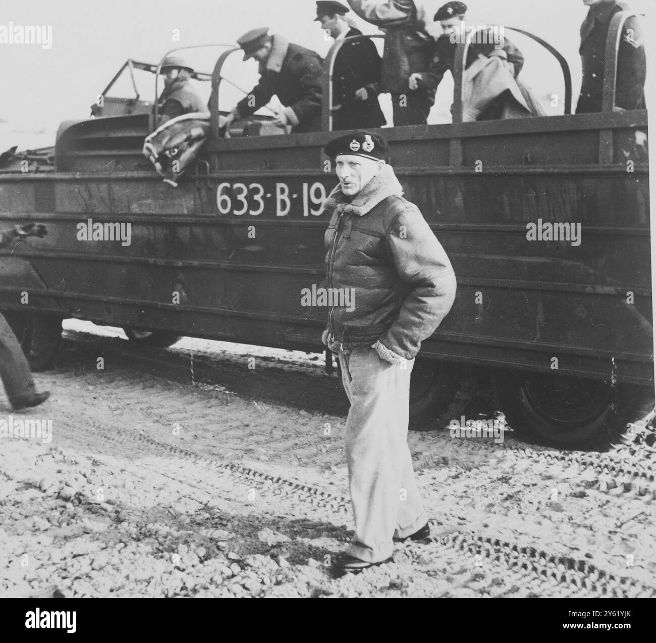 Ww2 activities hi-res stock photography and images - Alamy