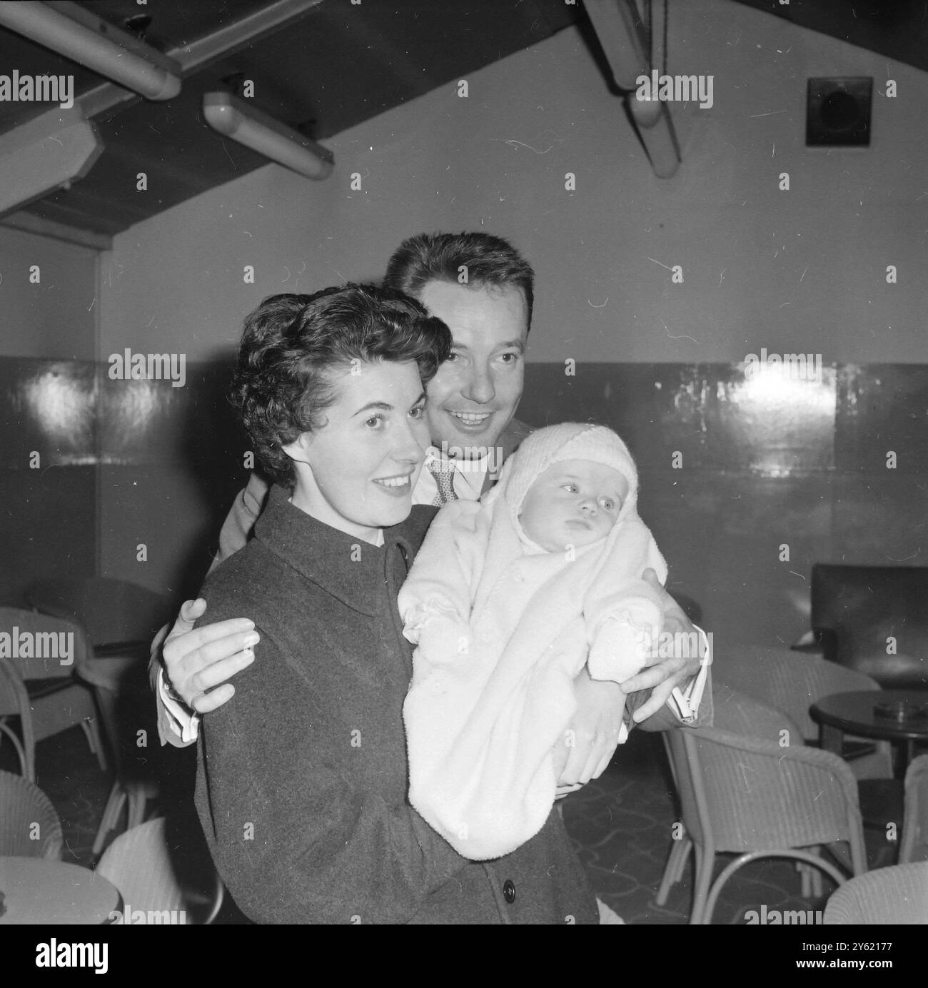 CHARLES TINGWELL WITH WIFE AUDREY AND BABY SON CHRISTOPHER 22 JANUARY ...