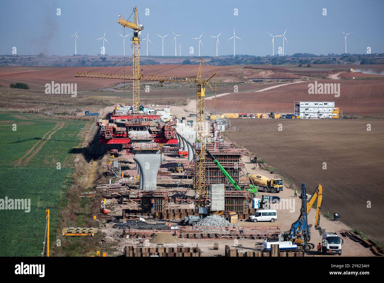 23 September 2024, Saxony-Anhalt, Salzmünde: View of the construction ...