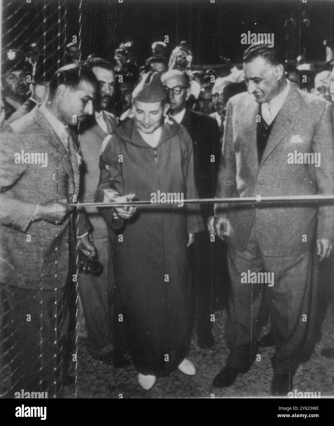 PRESIDENT NASSER AND KING MOHAMMED V INAUGURATE EGYPT ' S BIGGEST HYDRO ...