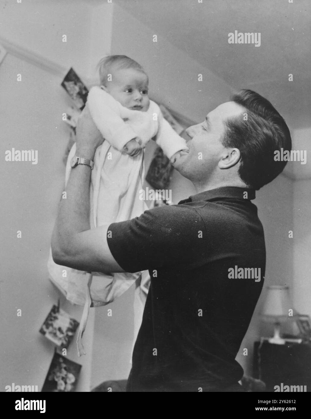 Old Actor Has Baby 60 Photos - Moonagedaydream.film