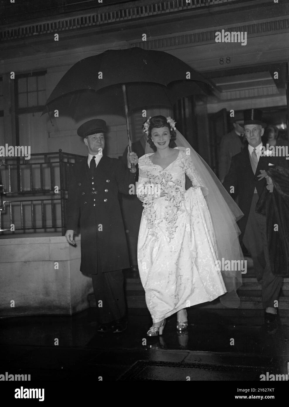 Filmstars Googie Withers and John McCallum, who have played opposite ...