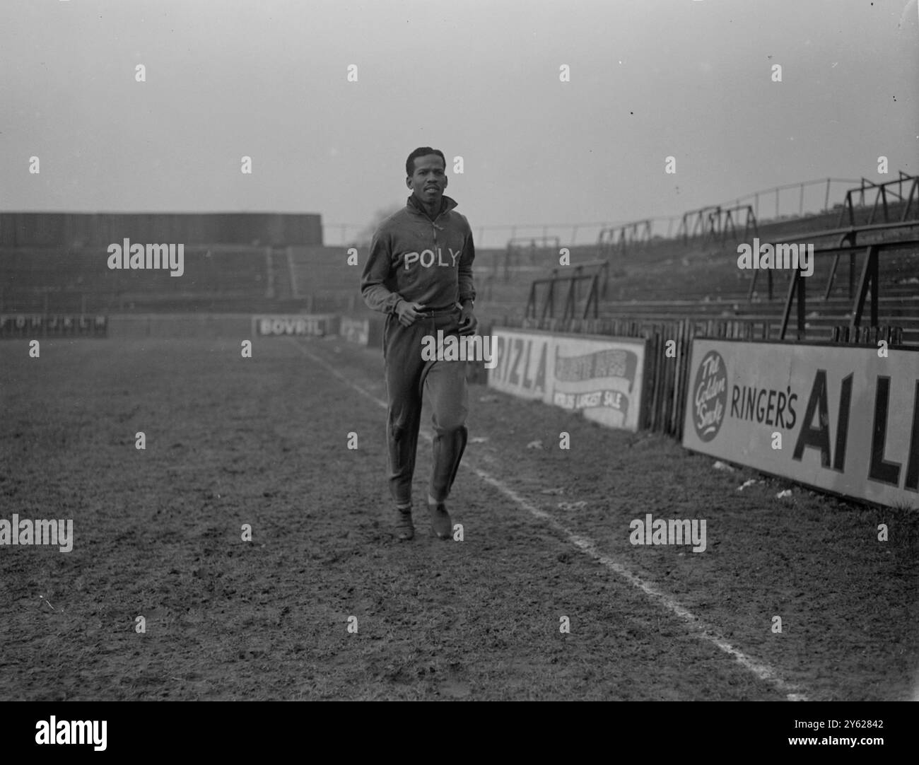 Join a running club hi-res stock photography and images - Alamy