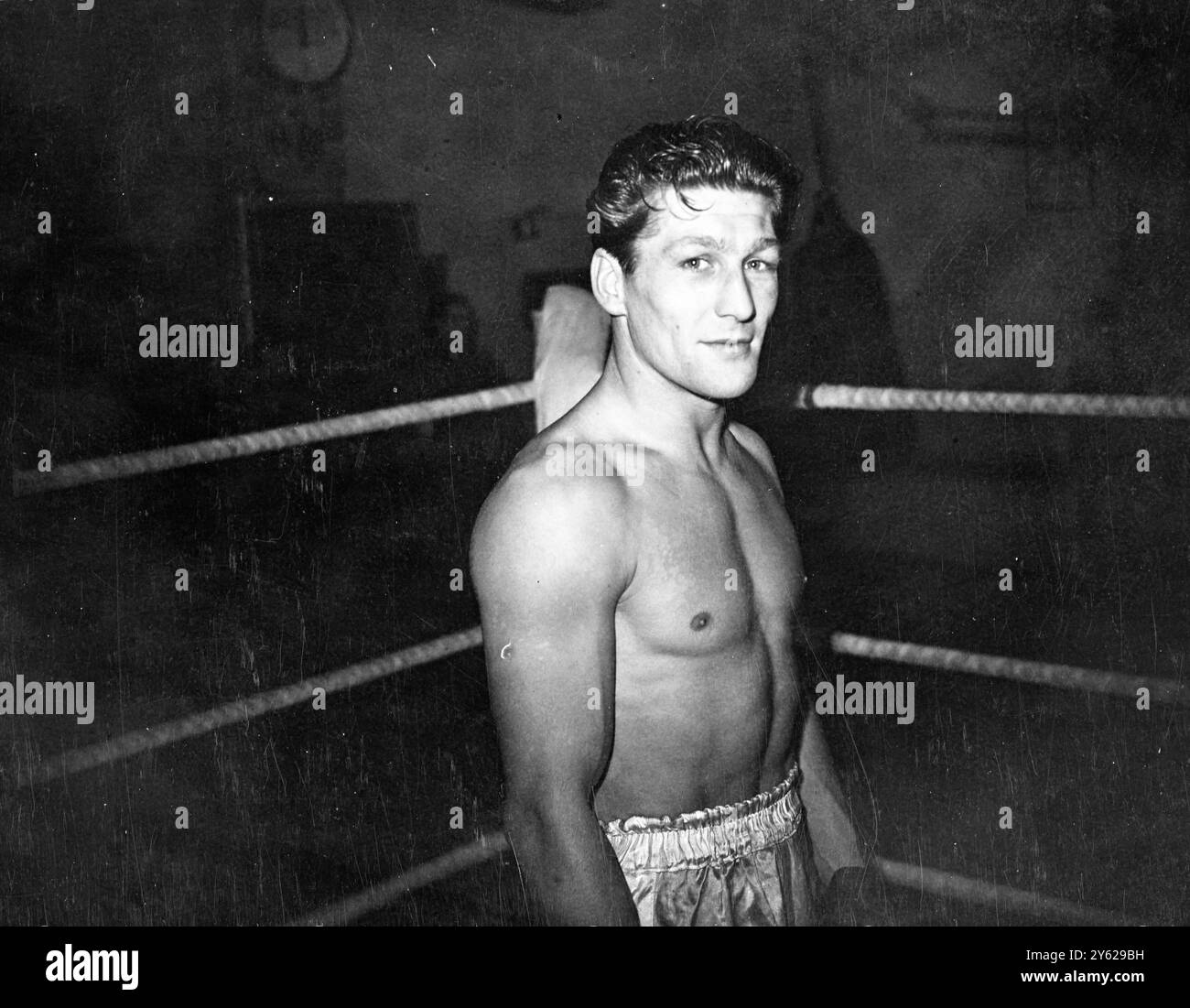 Eric Boon (1919-1981), champion British lightweight boxer. Born in Chatteris Cambridgeshire, he ...
