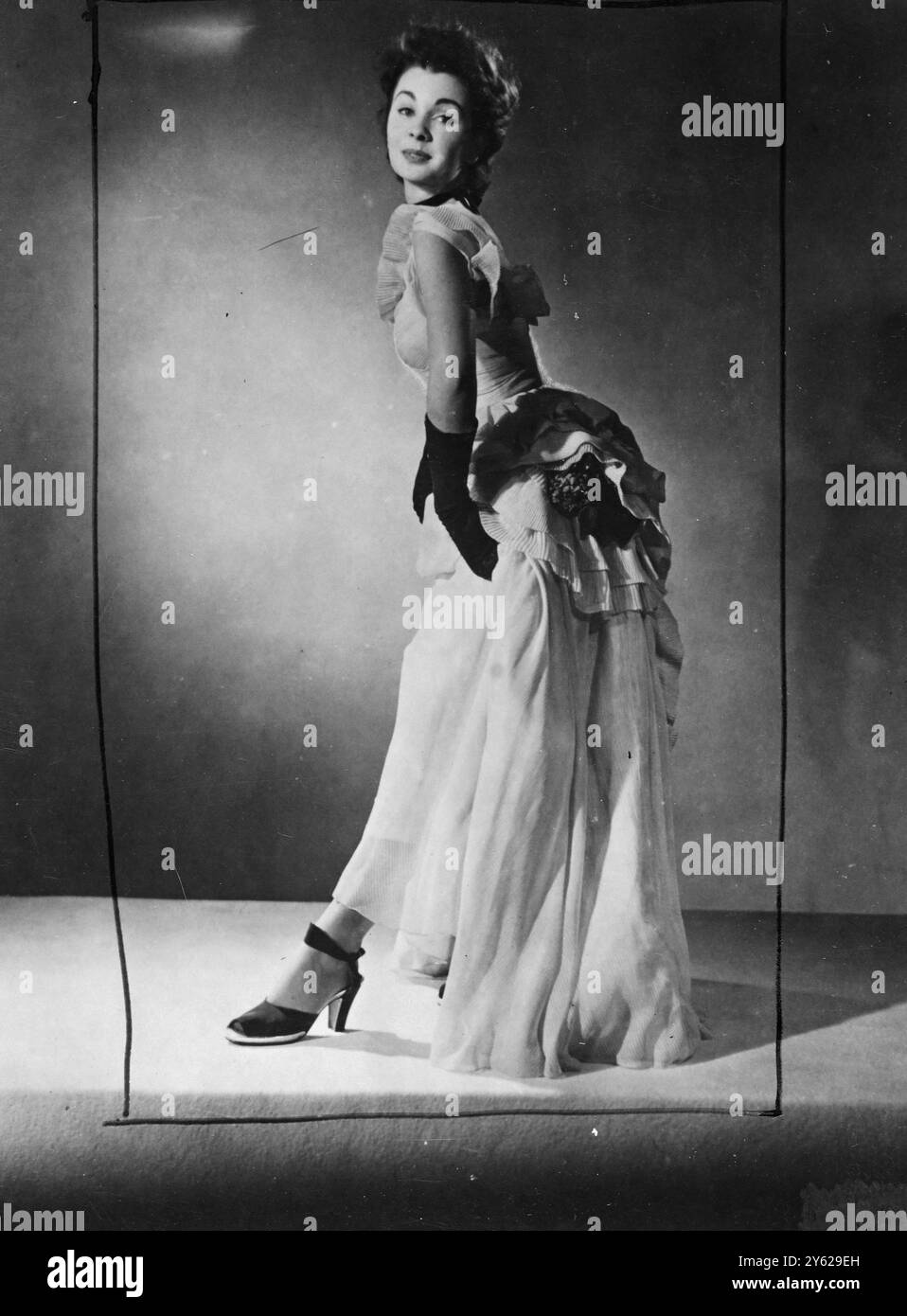 J Arthur Rank star Jean Simmons - leading lady of the individual ...