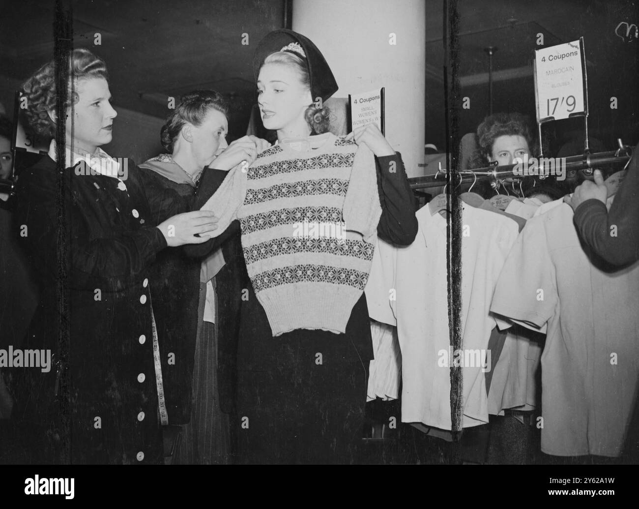 18 year old model hi-res stock photography and images - Alamy