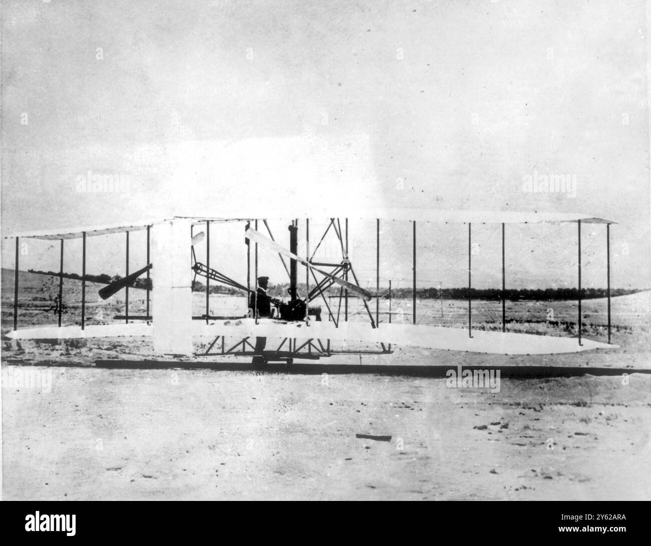 Wright brothers plane hi-res stock photography and images - Alamy