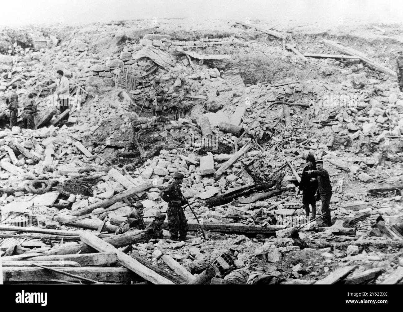 Vajont dam disaster hi-res stock photography and images - Alamy