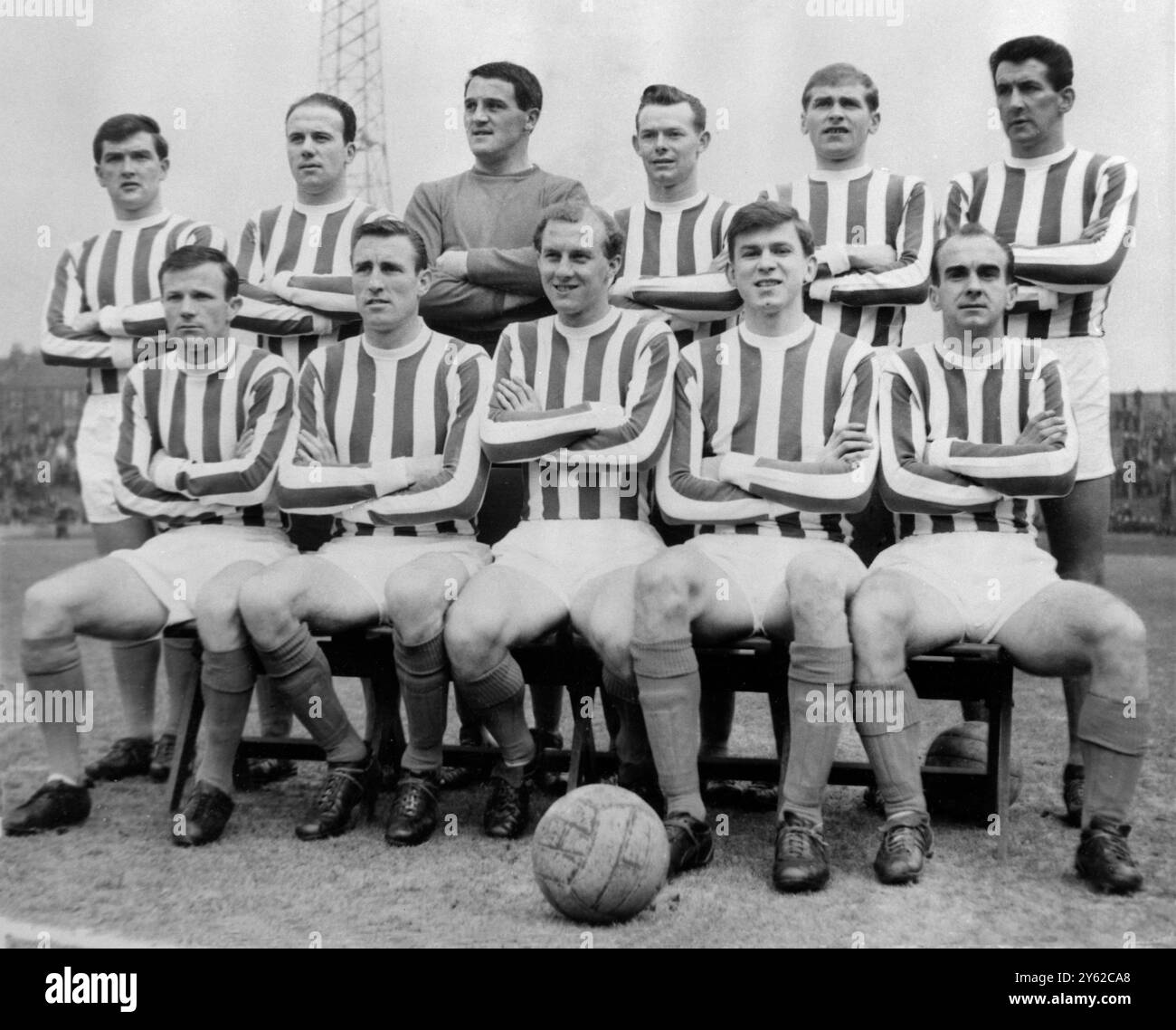 Glasgow : A recent group picture of the Kilmarnock Football Team . Back ...