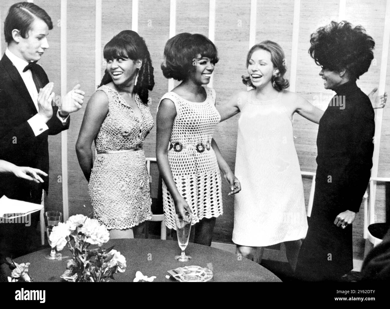 Diana ross 1960s hi-res stock photography and images - Alamy