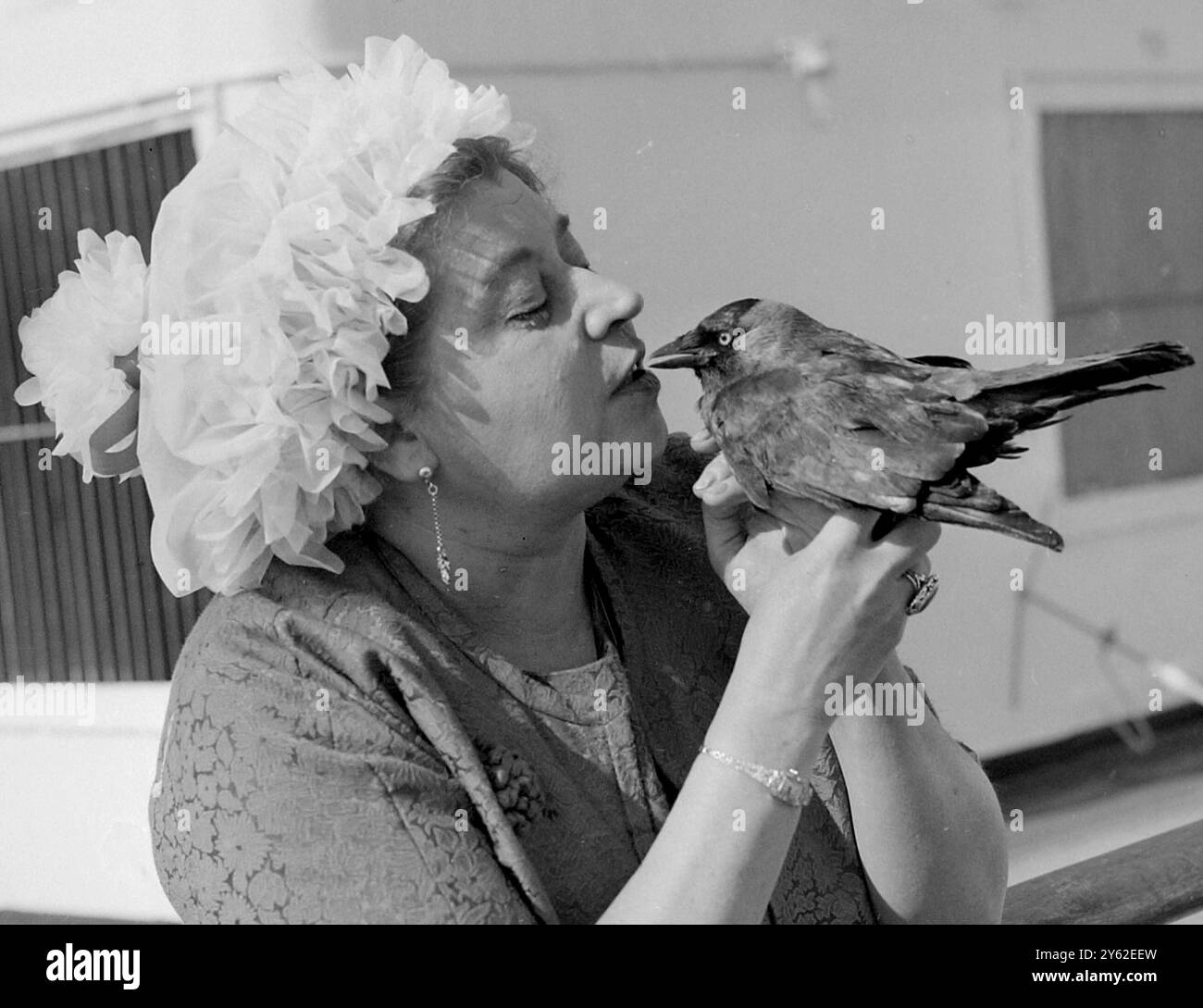 Sybil Leek - self-professed witch with "Hotfoot Jackson" her pet ...