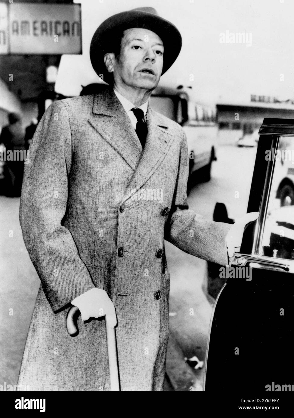 Songwriter Cole Porter pictured in April 1954 Stock Photo - Alamy