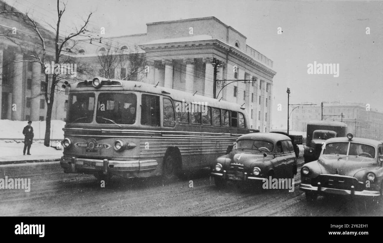 MOTOR BUS GAS TURBINE ENGINE RUN 7 MARCH 1960 Stock Photo - Alamy