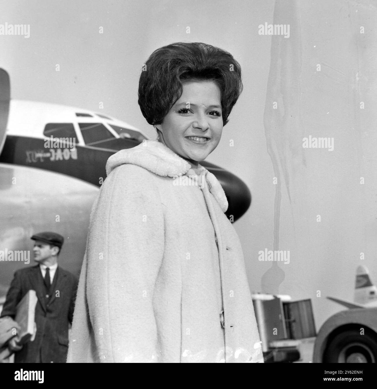Brenda lee 1960 hi-res stock photography and images - Alamy