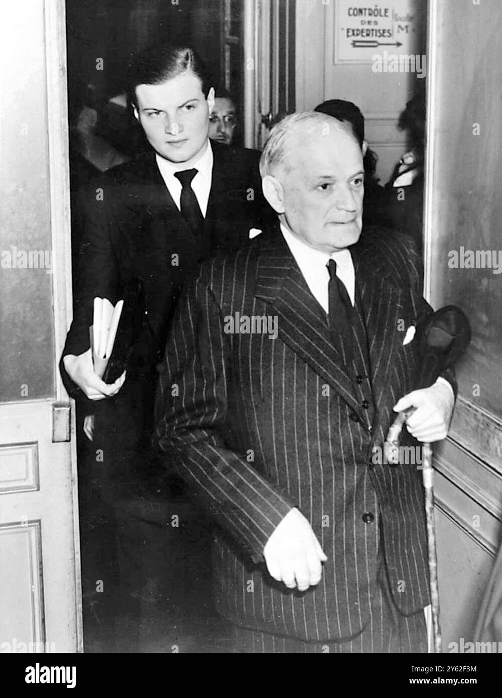 Jimmy Goldsmith following his father, Major Frank Goldsmith, leaving ...