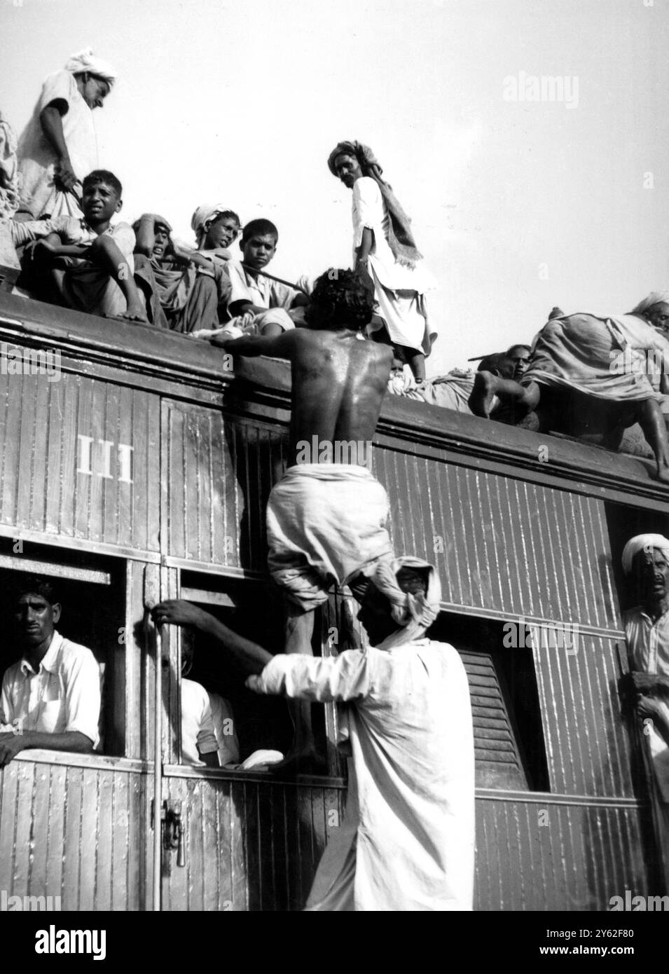 1947 partition train Black and White Stock Photos & Images - Alamy