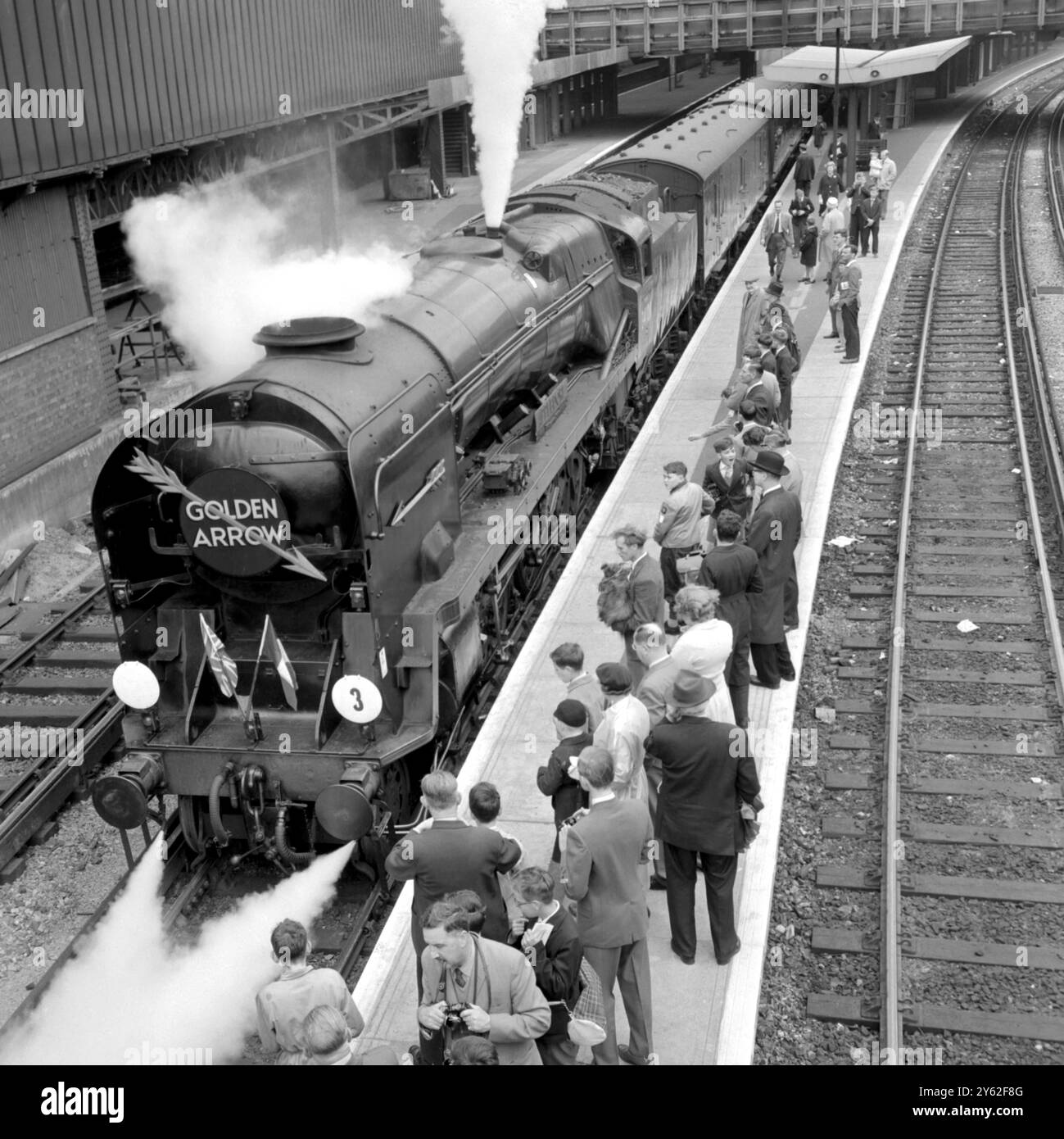 London: Victoria Station, British Railways "Golden Arrow" train with ...