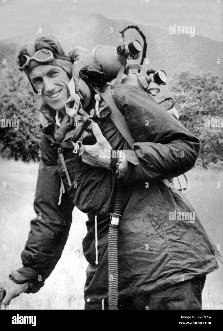 Edmund Hillary Climbing Drama Op Mount Everest | Historianet.nl