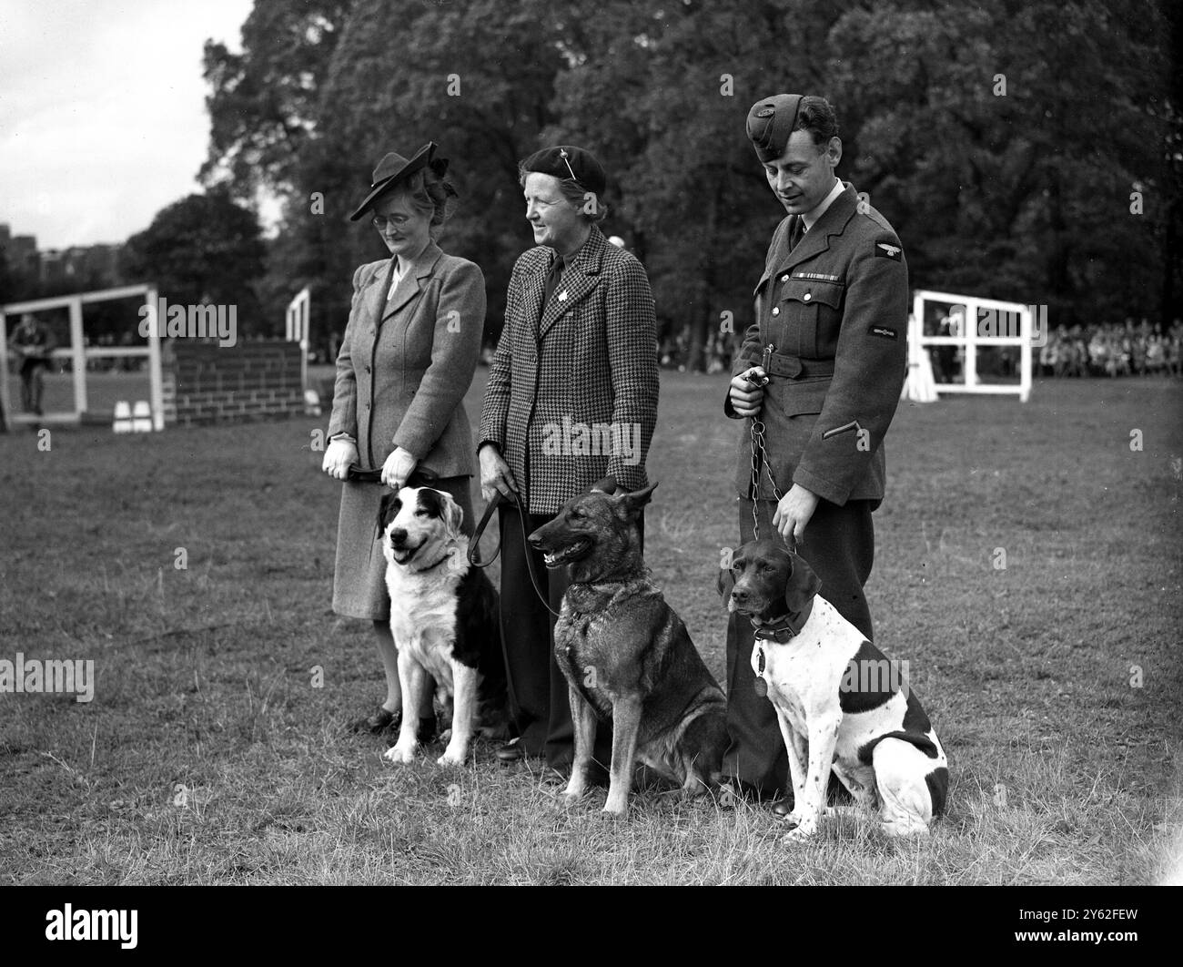 Raf regiment ww2 hi-res stock photography and images - Alamy