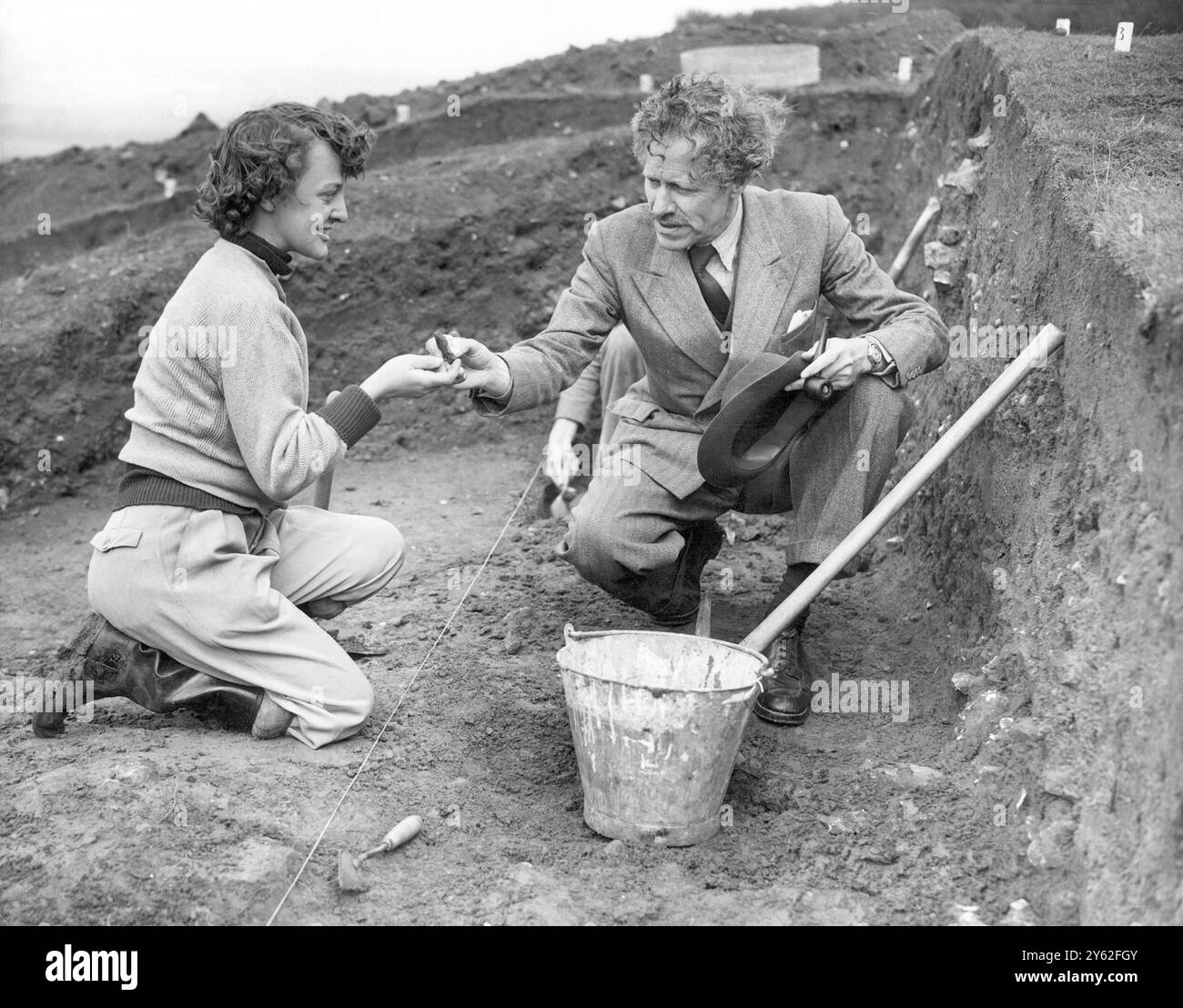 Archaeologist sir mortimer wheeler hi-res stock photography and images ...