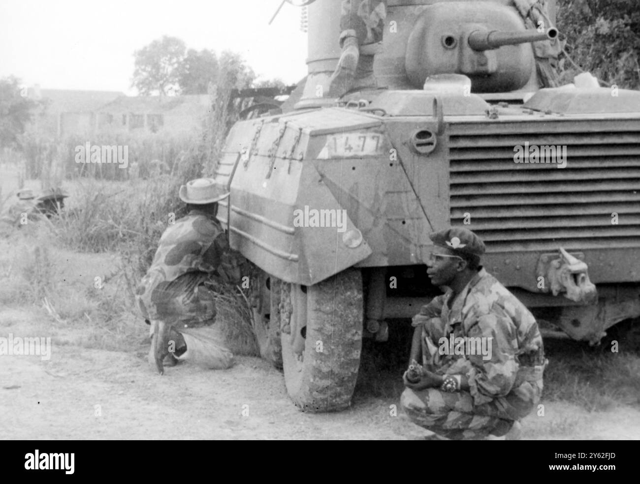 TROOPS KATANGANESE TROOPS IN ACTION ELISABETHVILLE 8 DECEMBER 1961 ...