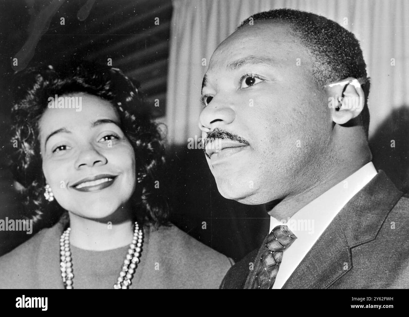 Martin Luther King and his wife Coretta 11 December 1964 Stock Photo ...