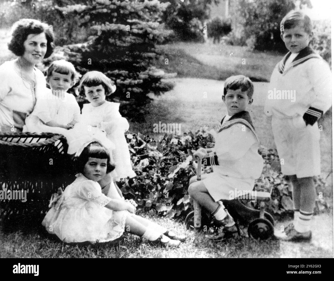 1921 Mrs Rose Kennedy and (Left to right) Eunice Kathleen Rosemary John ...