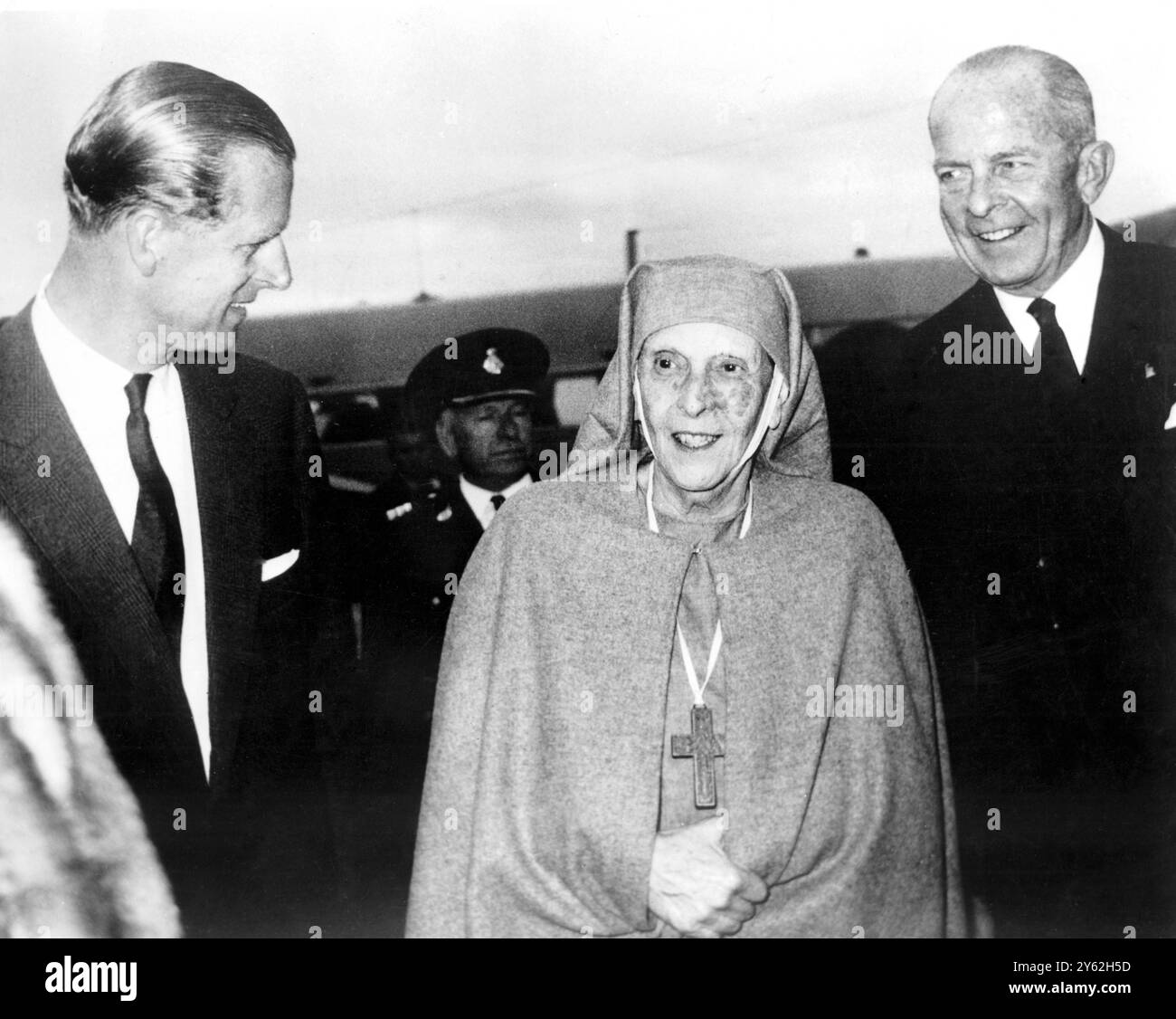 Princess Alice of Greece greets her son the Duke of Edinburgh, Prince ...