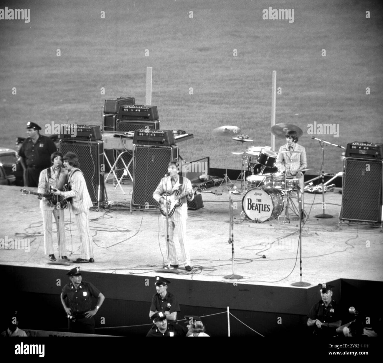 New York, U.S.A: idolatry for the British Beat Group - The Beatles ...