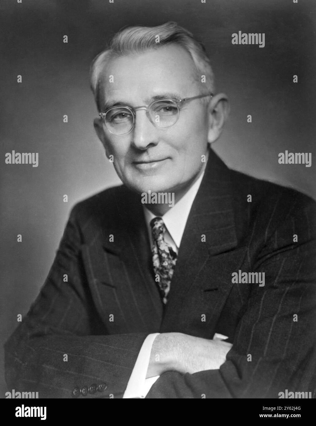 Dale carnegie writer hi-res stock photography and images - Alamy