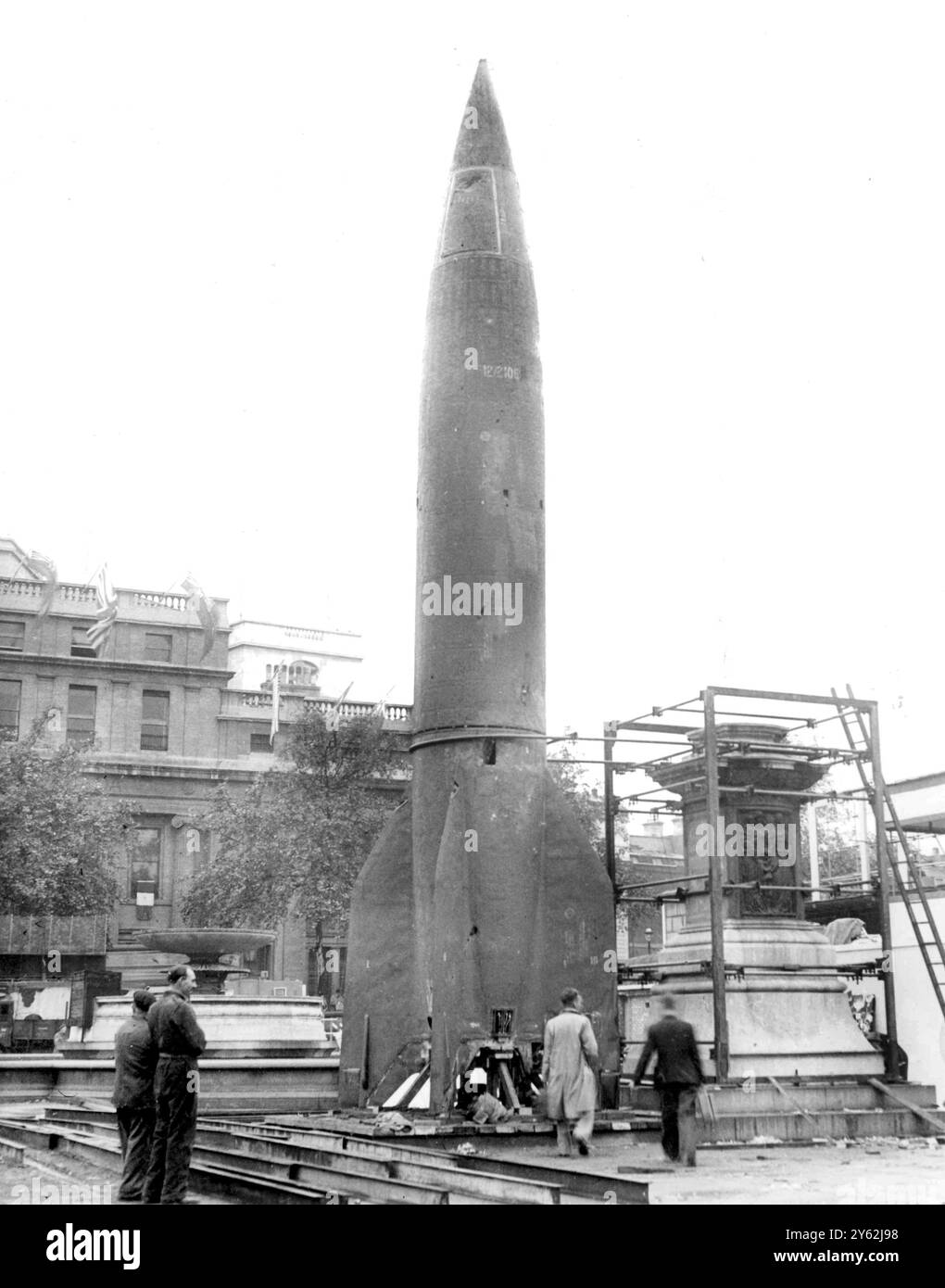 The flying bomb attacks (VI) on London began after the Normandy ...