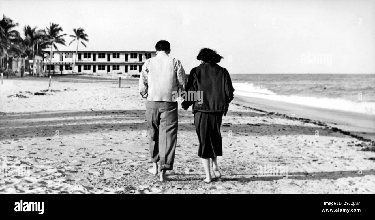 Frank Sinatra and his bride Ava Gardner on their honeymoon at Miami ...