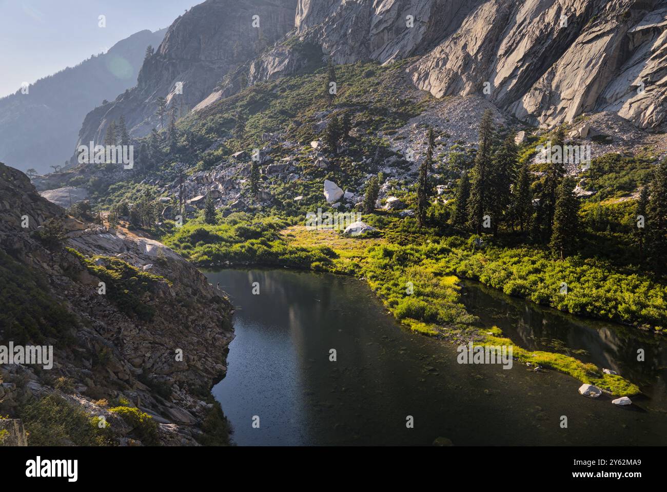 Pond by a hiking trail hi-res stock photography and images - Alamy