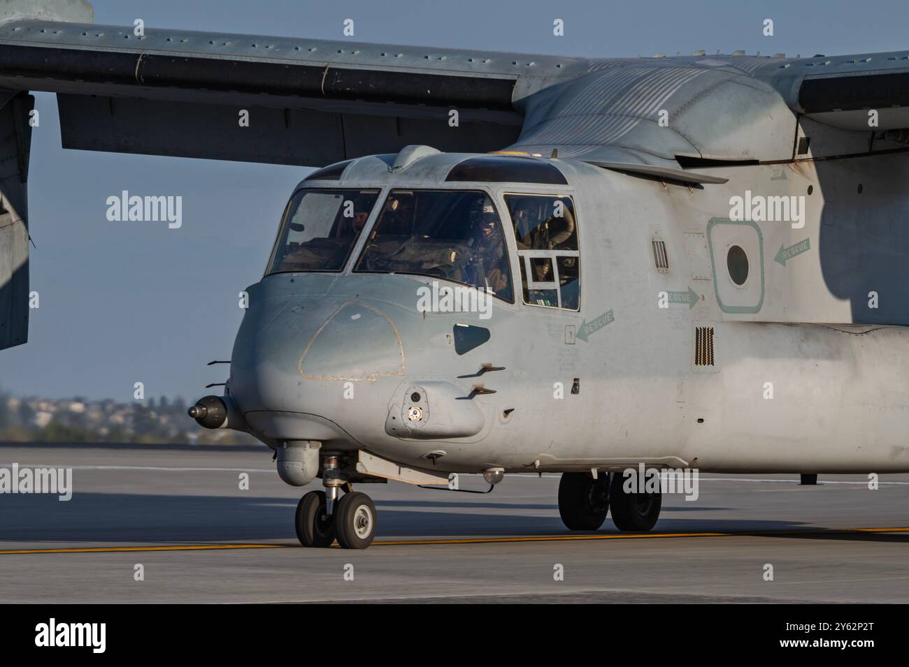 An MV-22B Osprey, assigned to the Marine Medium Tiltrotor Squadron (VMM ...