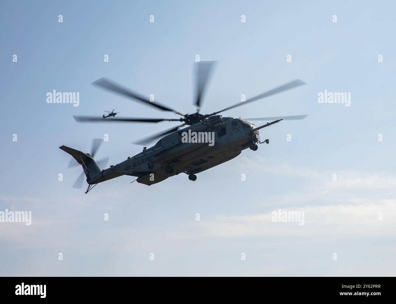 U.S. Soldiers and Marines conduct infill operations using CH-53 Sea ...