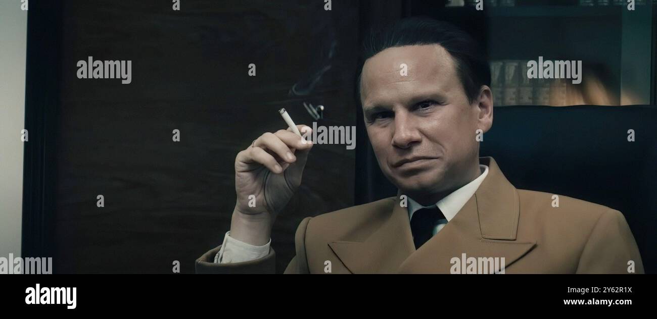 GOEBBELS AND THE FUHRER, (aka FUHRER UND VERFUHRER), Robert Stadlober ...