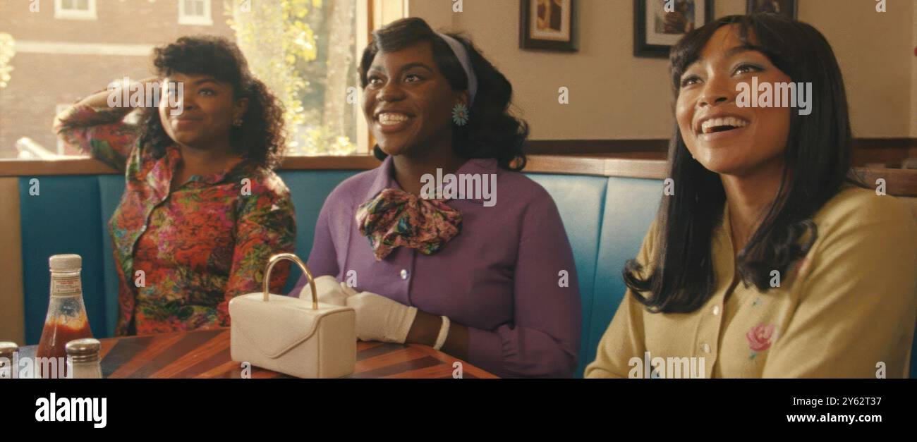 THE SUPREMES AT EARL'S ALL-YOU-CAN-EAT, from left: Kyanna Simone ...