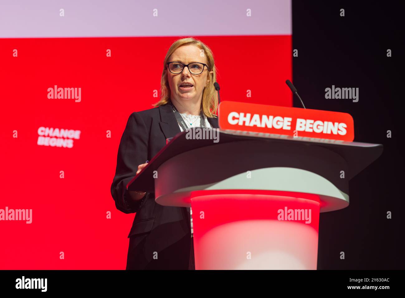 Angela carrigan hi-res stock photography and images - Alamy