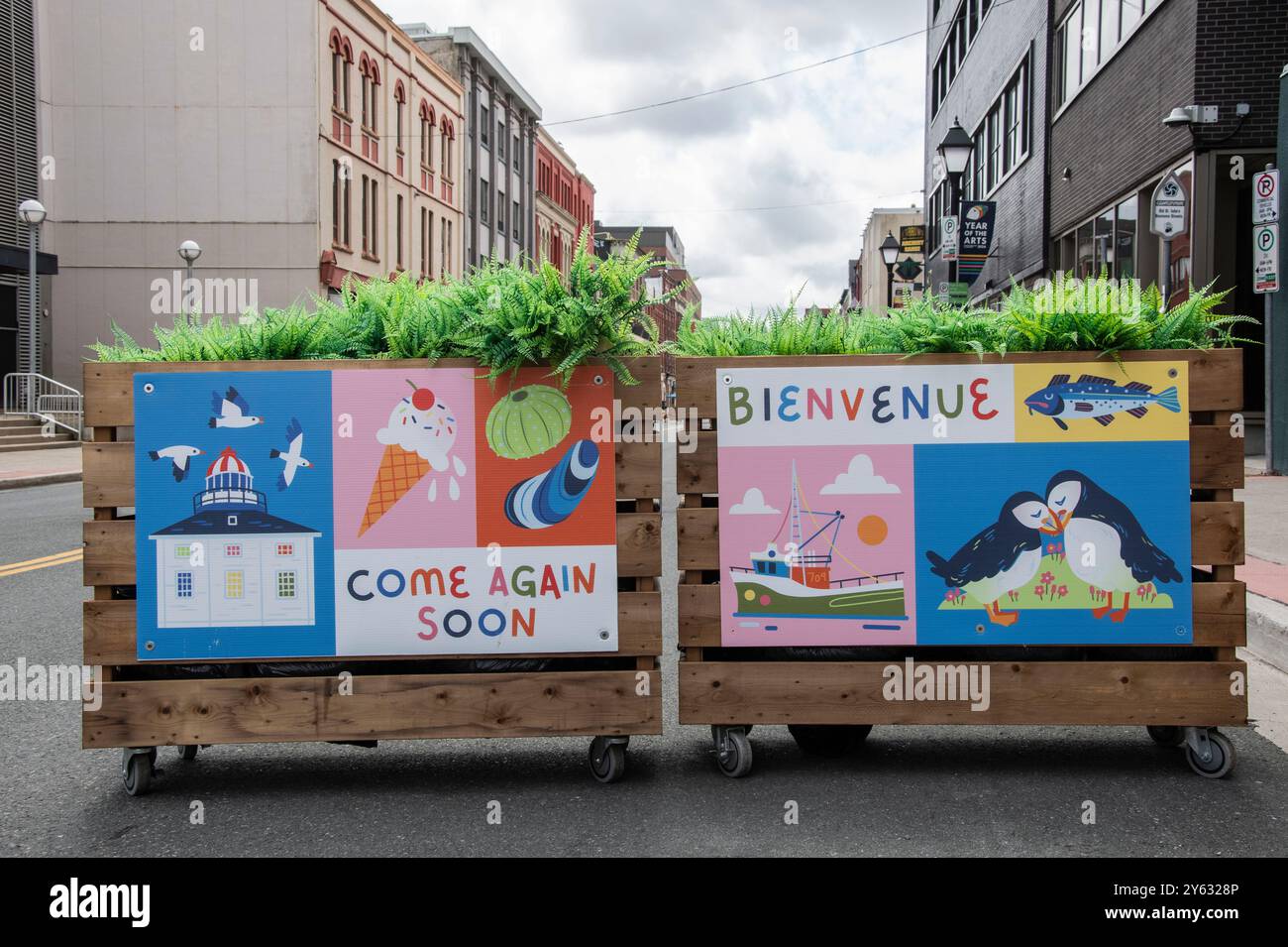 Come again soon sign at the pedestrian mall on Water Street in downtown ...