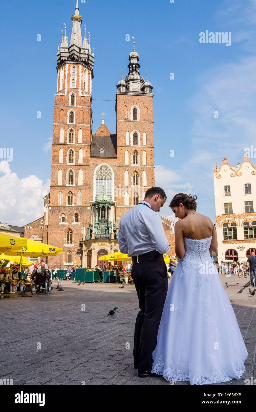 Rynek Glówny , market square,basilica of Saint Mary -church of the ...