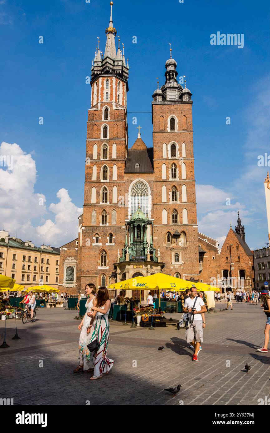 Rynek Glówny , market square,basilica of Saint Mary -church of the ...