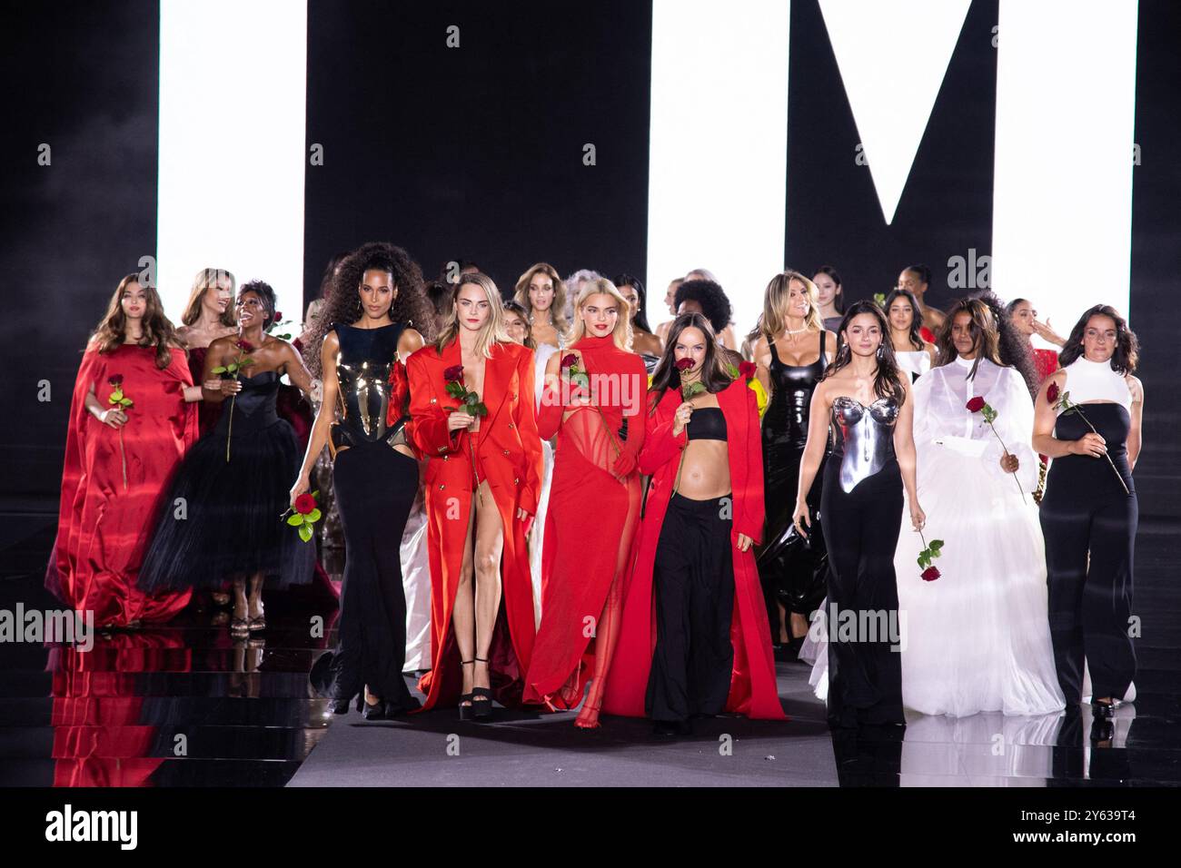 Laura cabello hi-res stock photography and images - Alamy