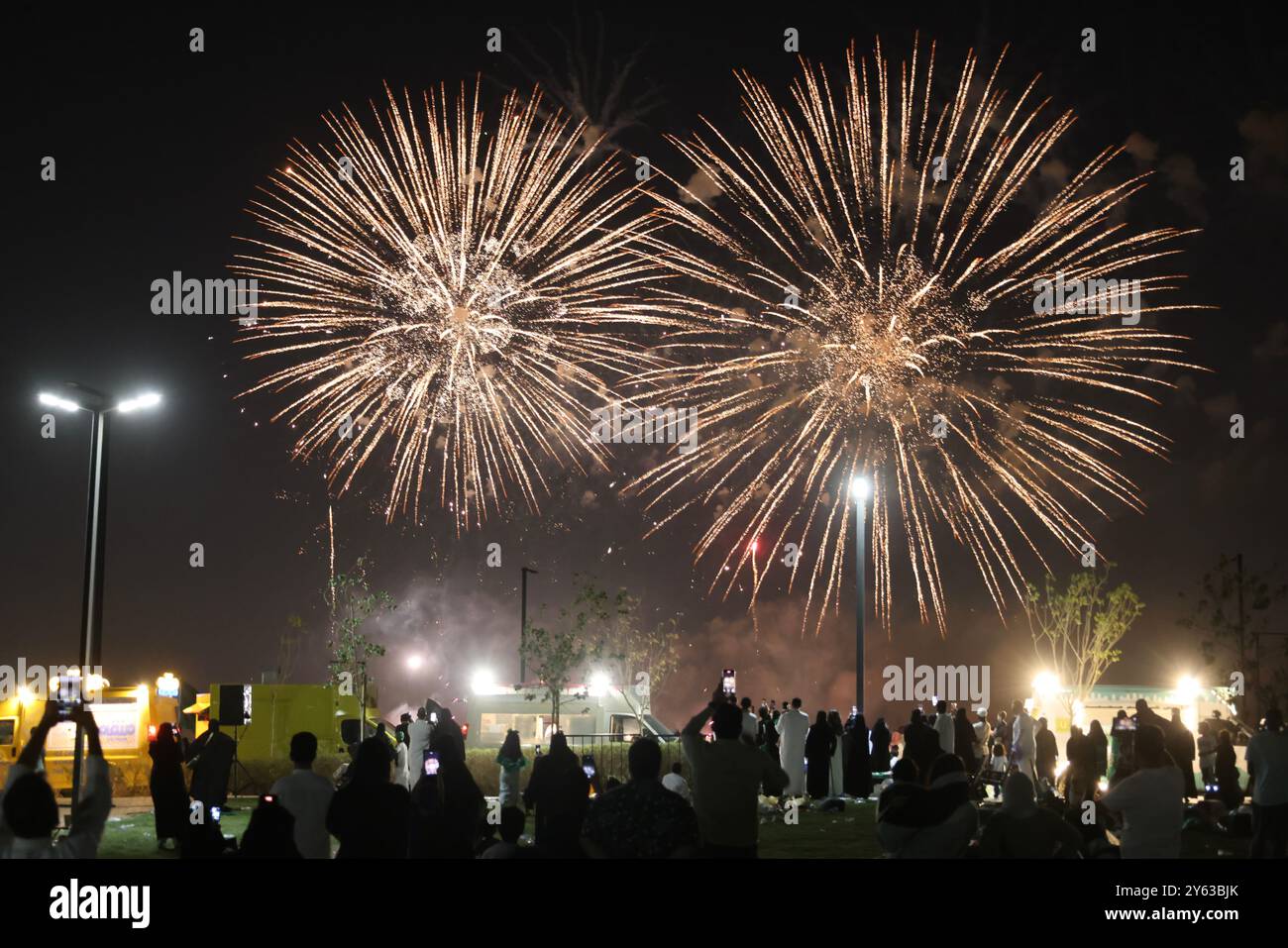Saudi national day fireworks hi-res stock photography and images - Alamy