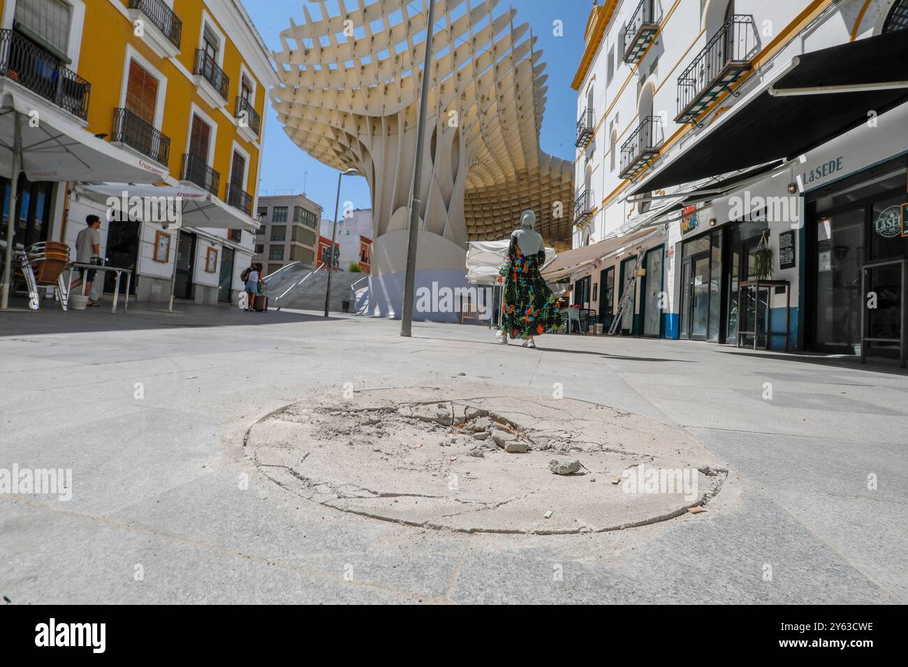 Seville. 25-July-2024. The fountains that were on Regina Street and ...