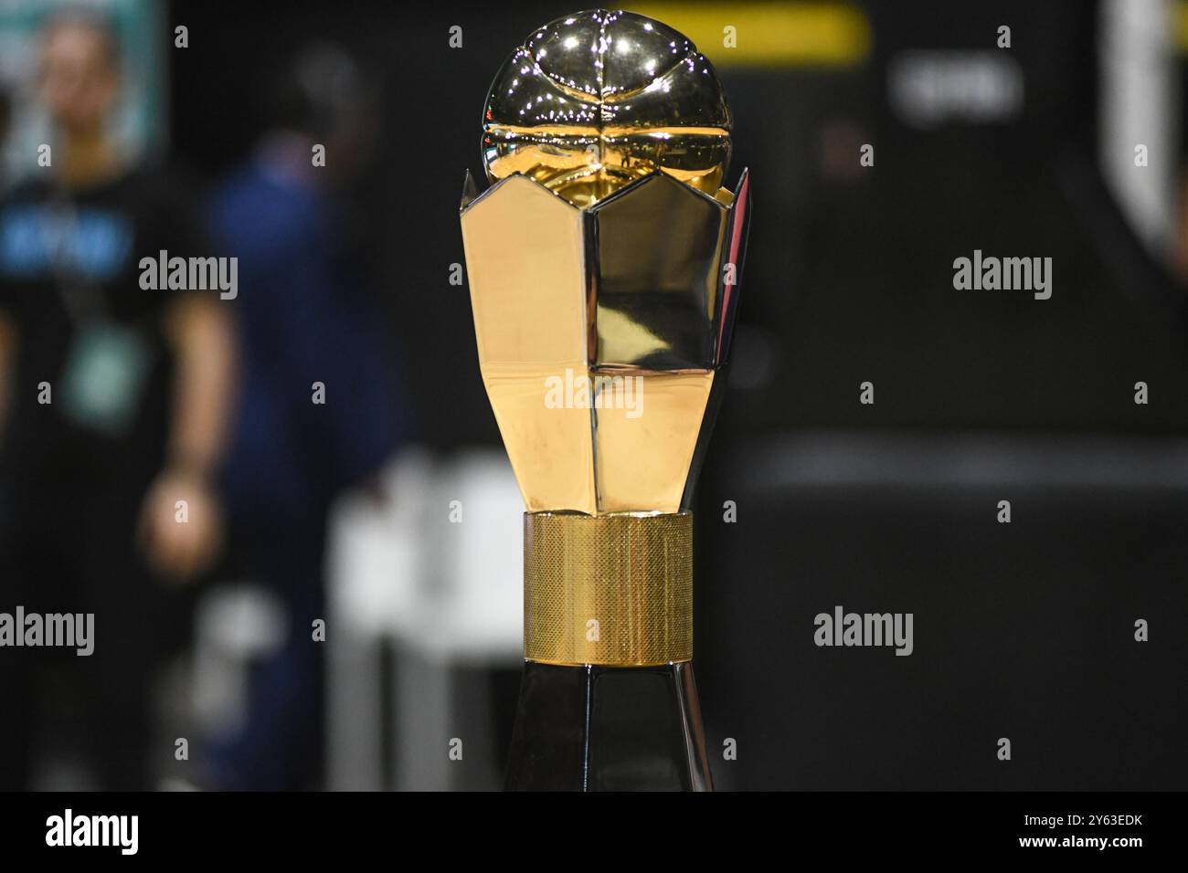 Nba trophy 2024 hi-res stock photography and images - Alamy