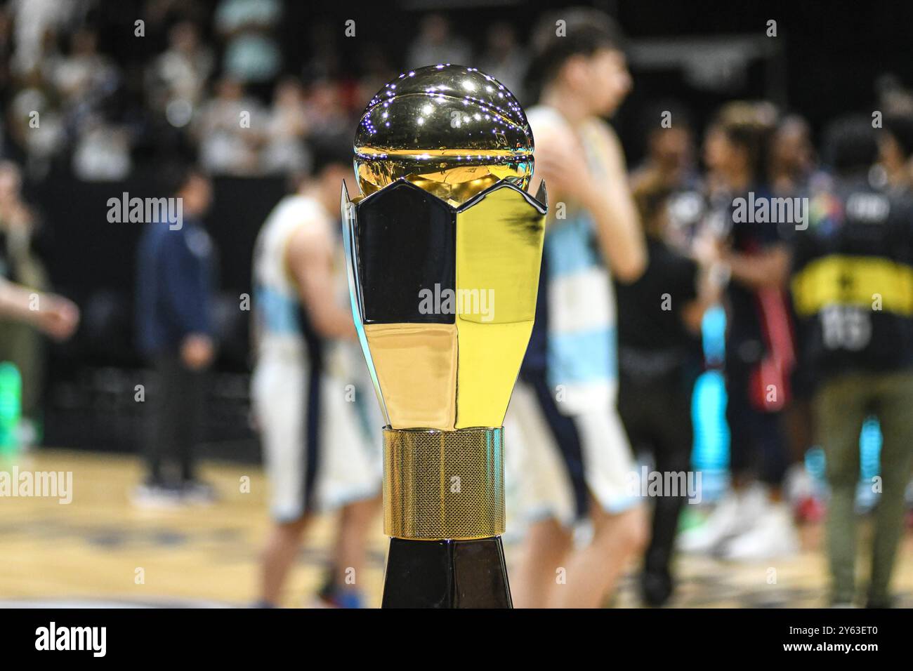 Nba trophy hi-res stock photography and images - Alamy