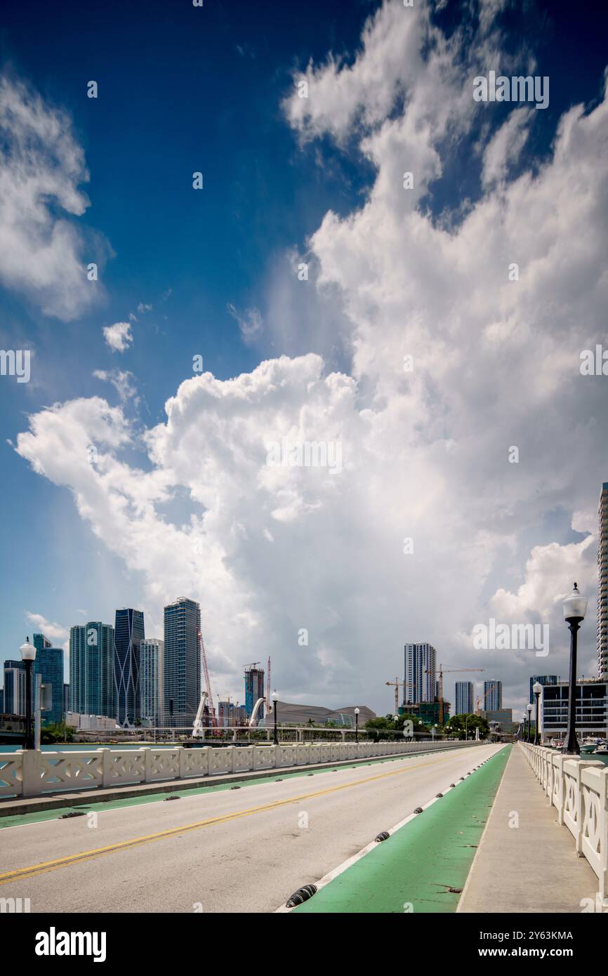 Storm clouds in Miami vertical stock image 2024 Stock Photo - Alamy