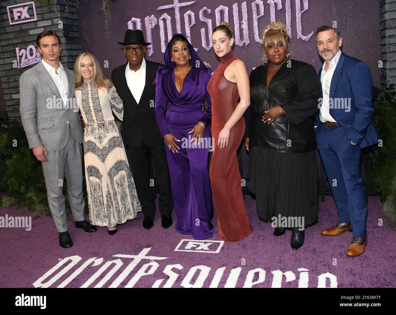 Nicholas Chavez, Karey Burke, Courtney B. Vance, Niecy Nash, Micaela ...