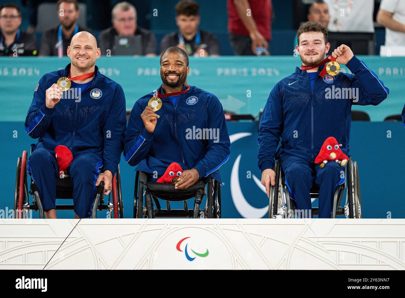 United States Nate Hinze (middle), Trevon Jenifer (16) and AJ ...